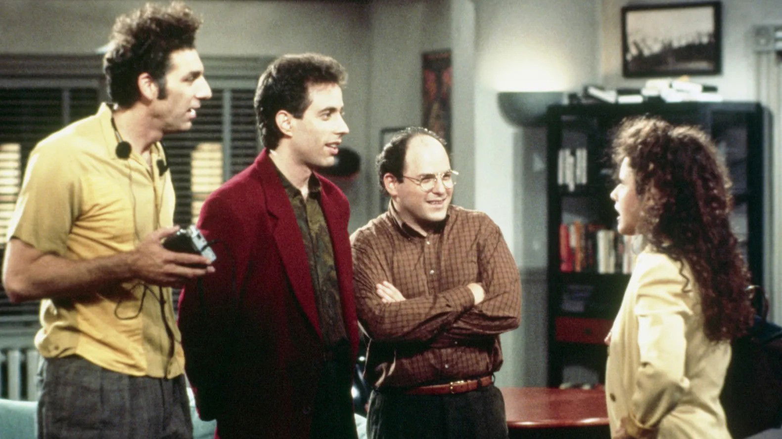 10 Insanely Popular TV Shows From the ‘90s You Can Stream on Netflix