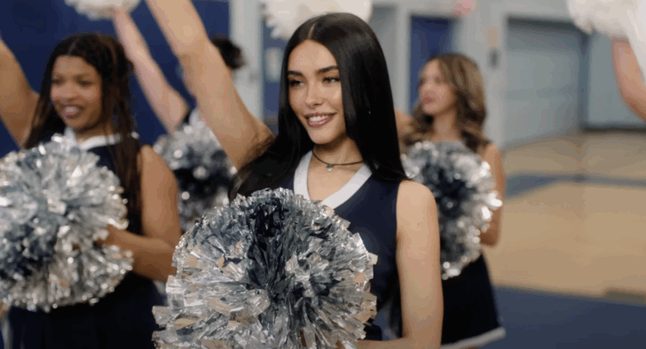 What Is Madison Beer’s Ethnicity? 26 Year Old Revealed Her Dark Past ...