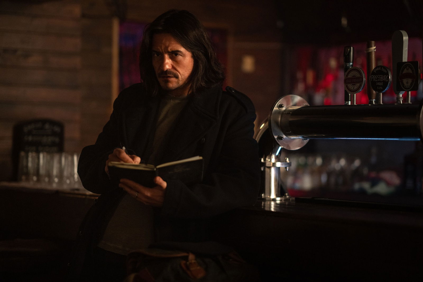 Deep Cover Review — Crime Comedy Is Light on Plot, Heavy on Laughs