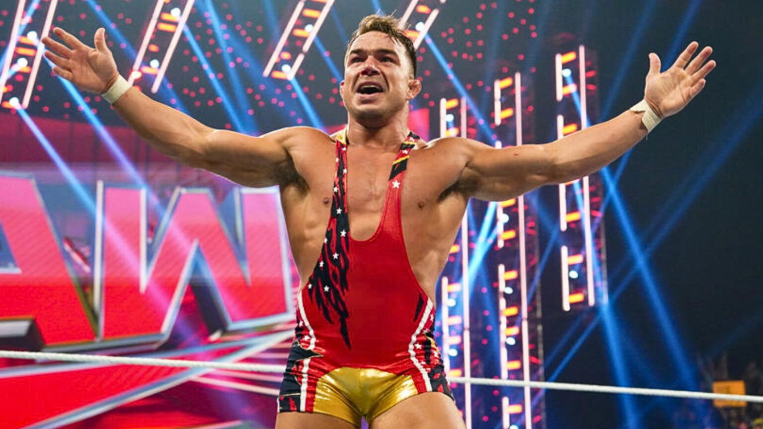 12 WWE Stars Who Are Not Wrestling Because of Injury