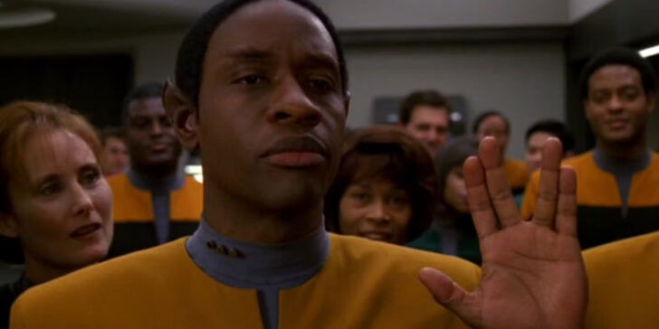 Voyager's Tim Russ Doesn't Think a Black Vulcan Is a Feat for Star Trek
