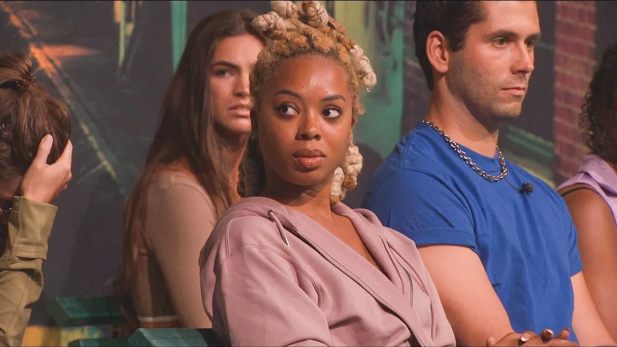 Big Brother Season 27: Who Is Mickey Lee? Age, Nationality, and Career ...