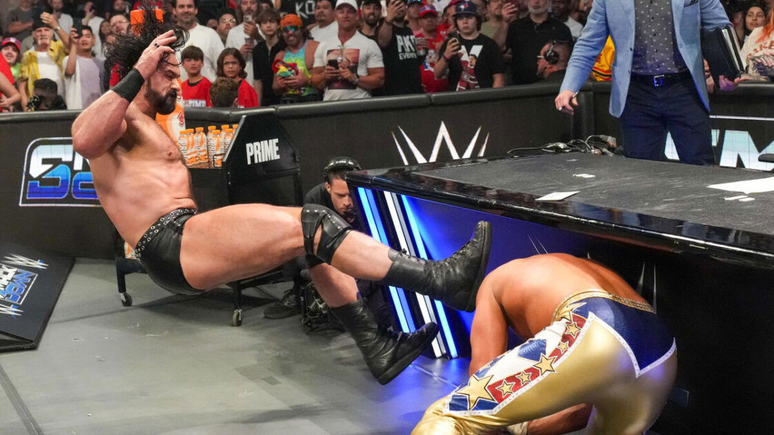 WWE SmackDown Results (August 15): Drew McIntyre Warns Cody Rhodes ...
