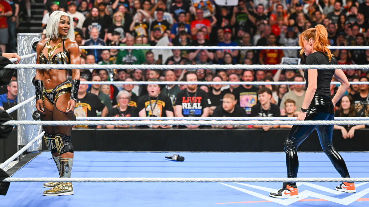 Promo War on WWE Smackdown(22nd Aug): Becky Lynch Outclassed John Cena ...