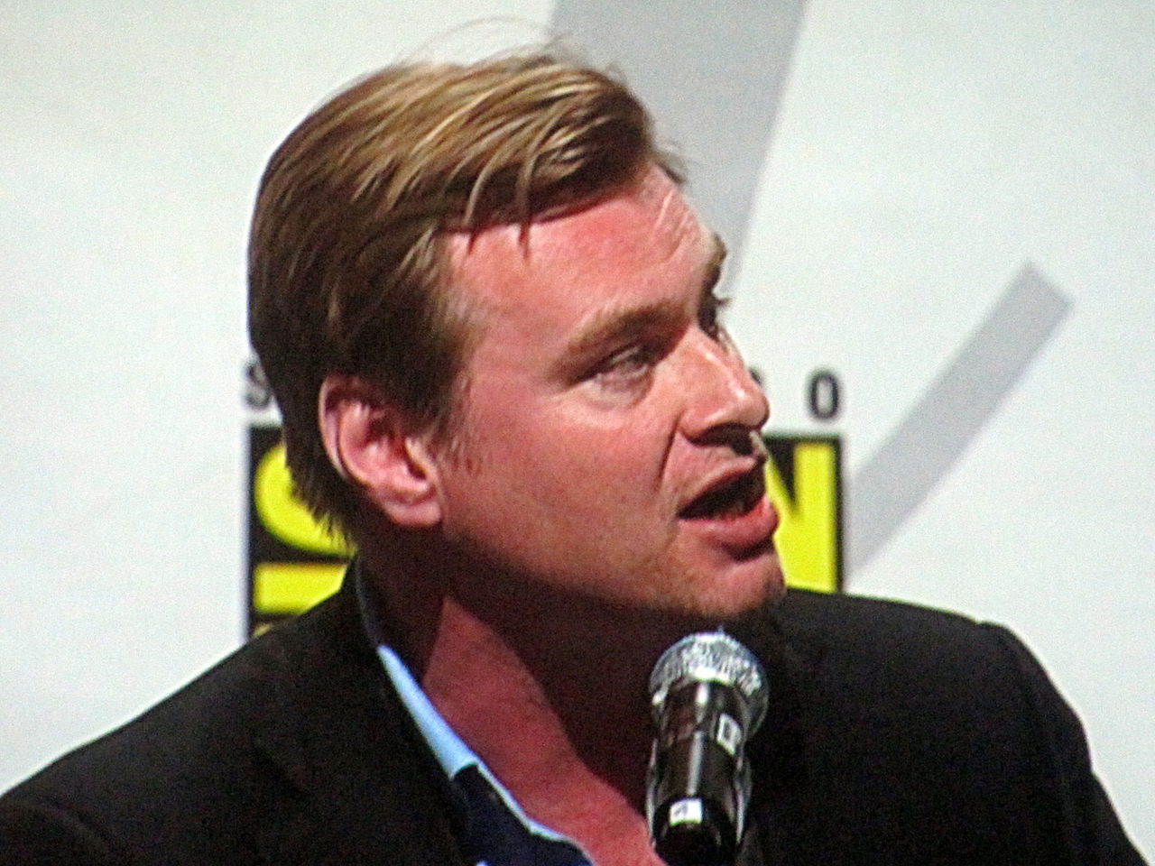 7 Trademarks You'll Find in Every Christopher Nolan Movies