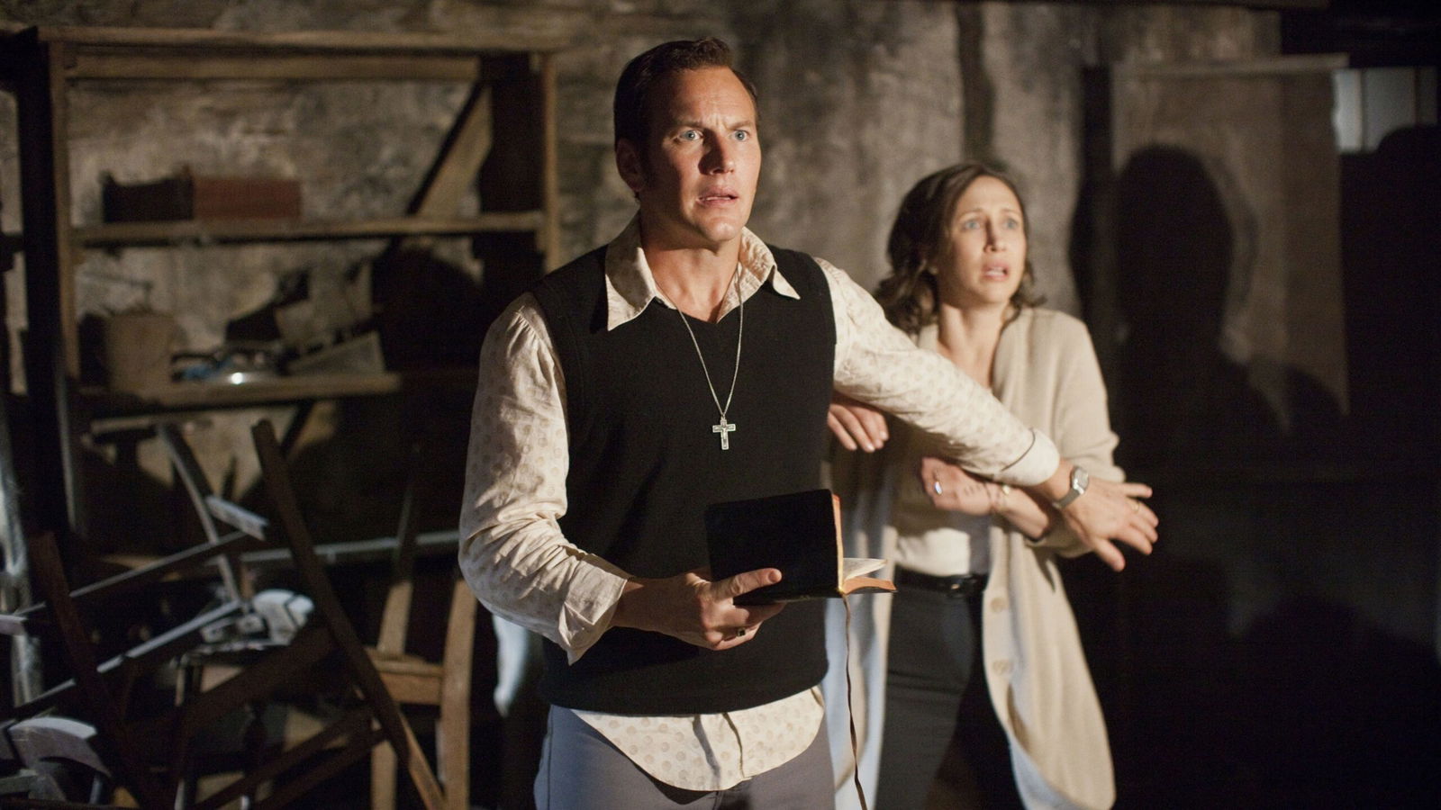 The Conjuring Ending Explained: Why Did Carolyn Take Christine and ...