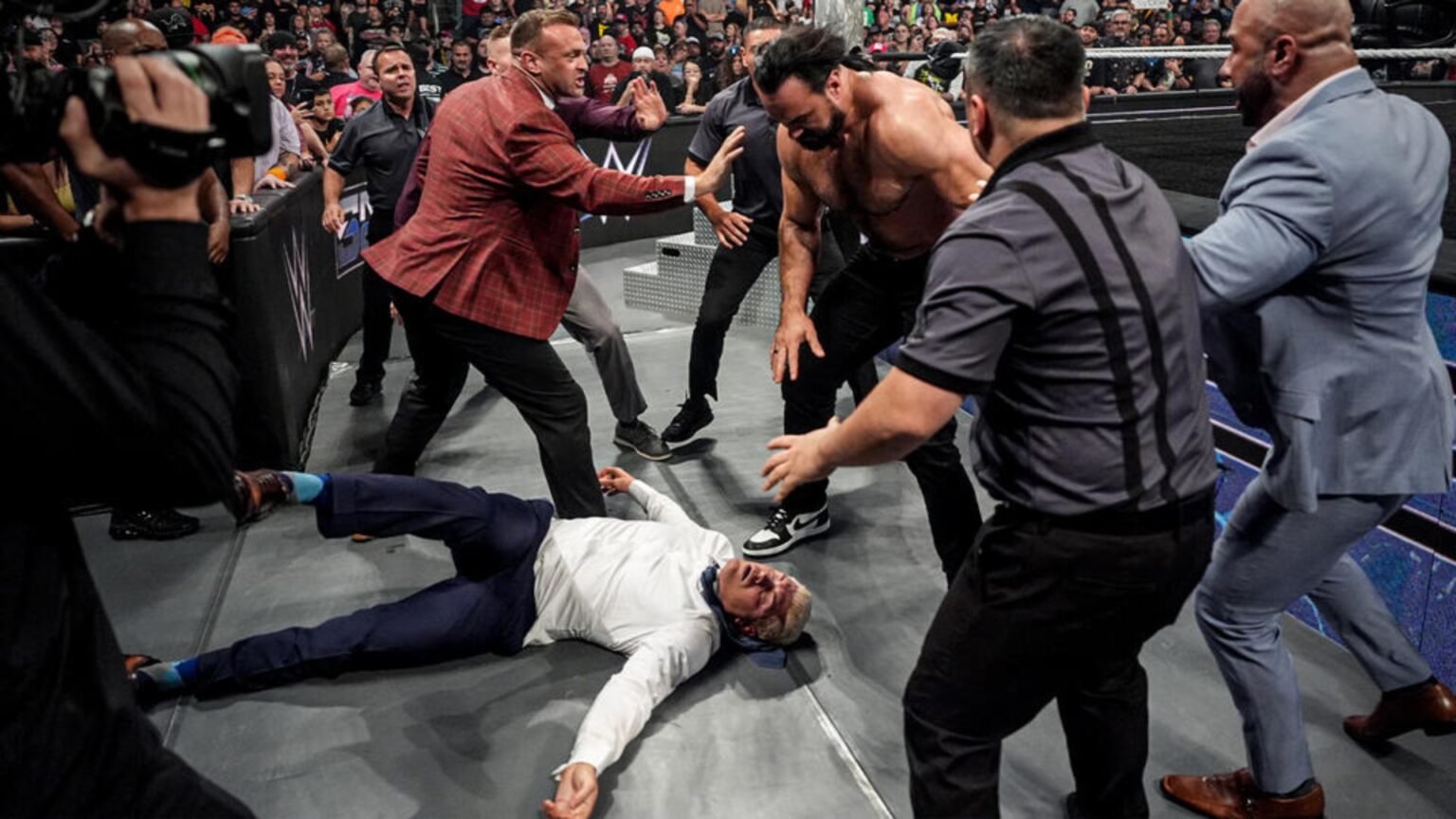 Only 5 WWE Stars Who Have Pinned Cody Rhodes Before Crown Jewel 2025