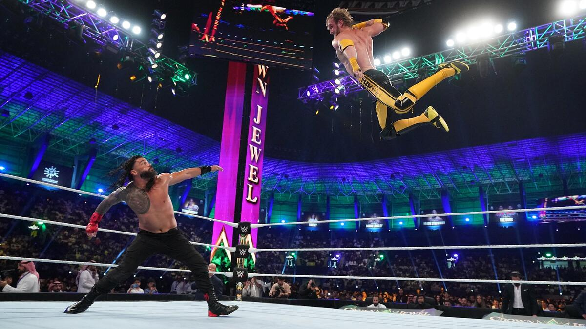 Roman Reigns' Immediate Reaction After Barely Beating Logan Paul is ...