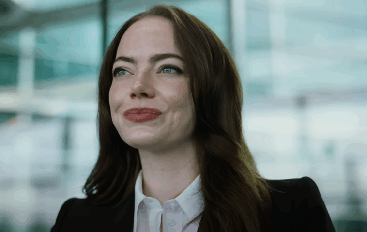 Emma Stone's Before and After Pictures: Her Facial Transformation ...