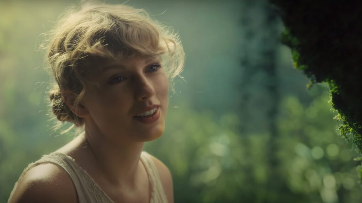 Where Is Taylor Swift Living Now: Inside Her $150 Million Houses