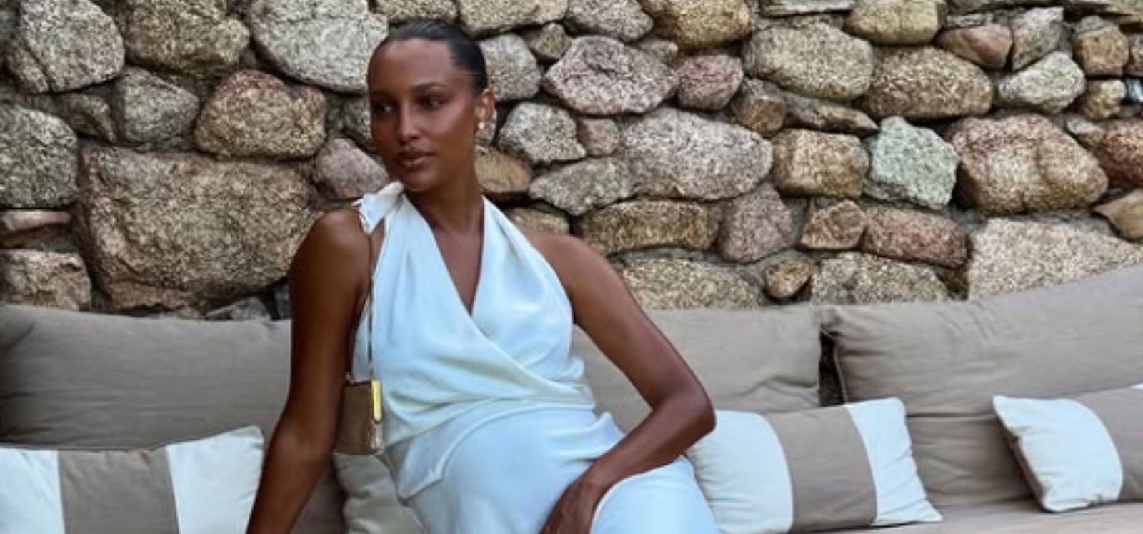 Who Is the Pregnant Supermodel on Victoria’s Secret Fashion Show ...