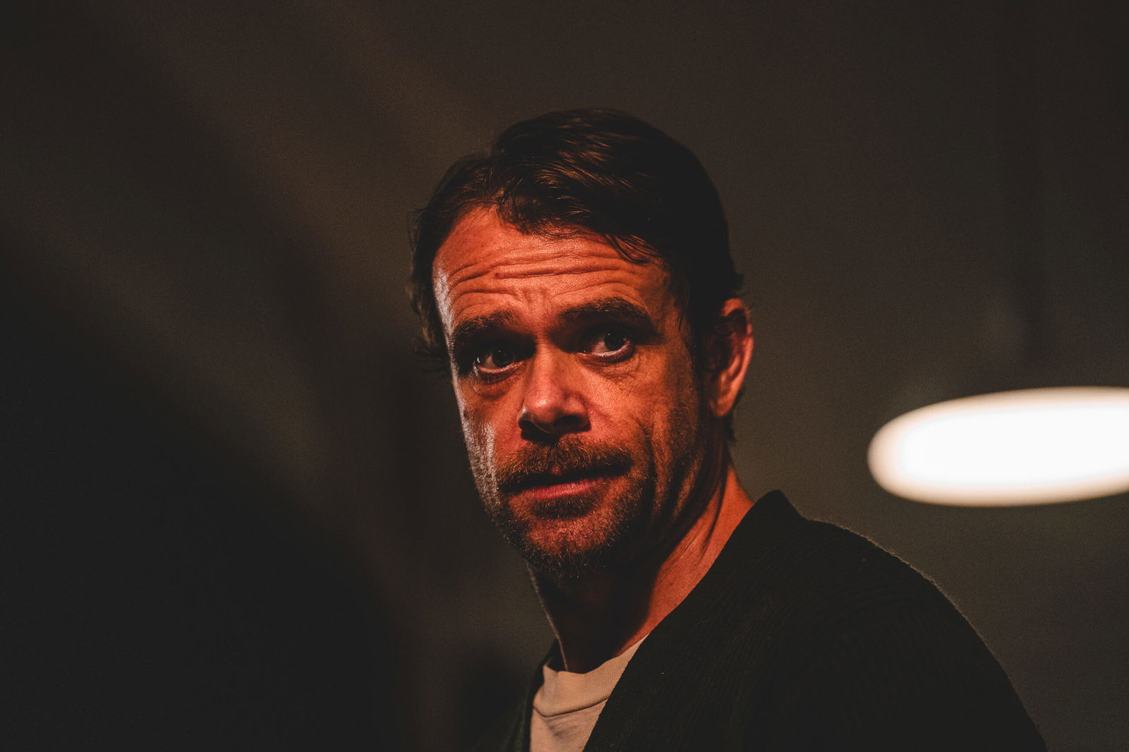 Violent Ends Review – Billy Magnussen Nicely Leads a Common Thriller