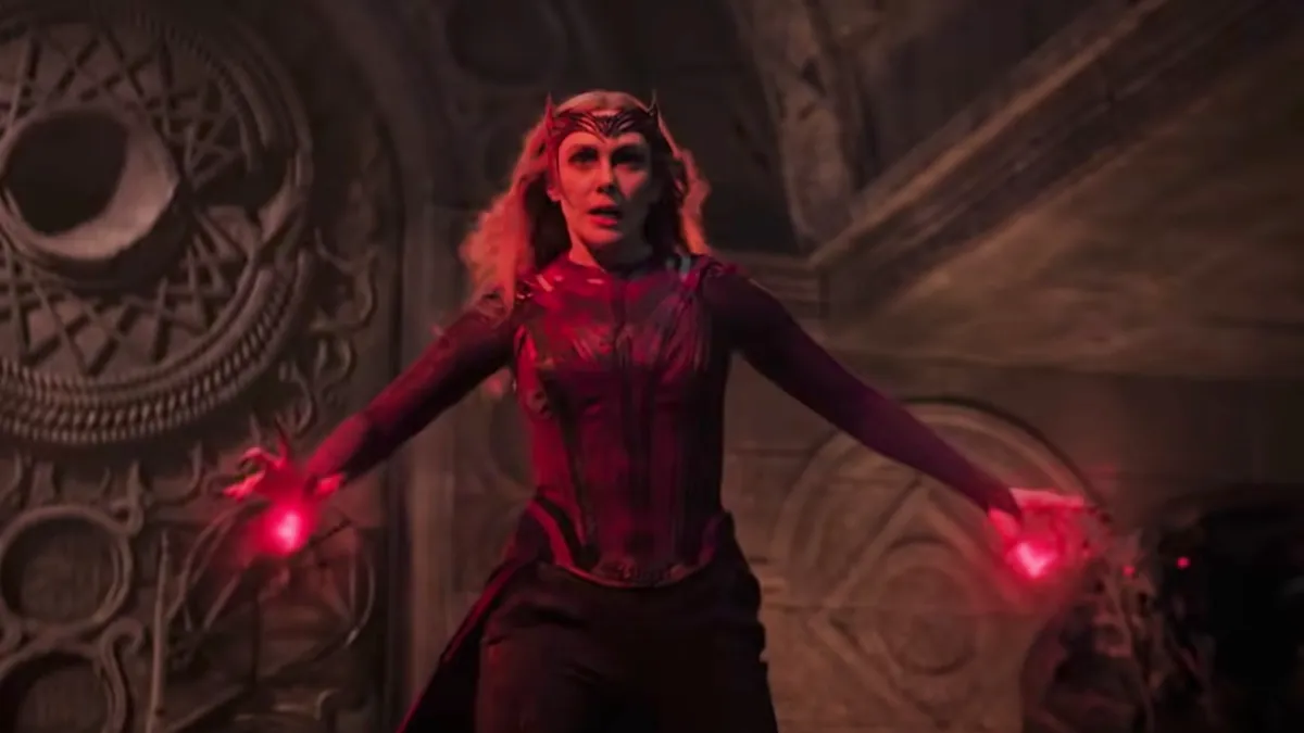Elizabeth Olsen Just Revealed an MCU-Shattering Scarlet Witch Movie Idea
