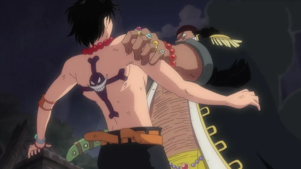 Blackbeard’s Real Devil Fruit Turns Him Into a Monster Stronger Than ...