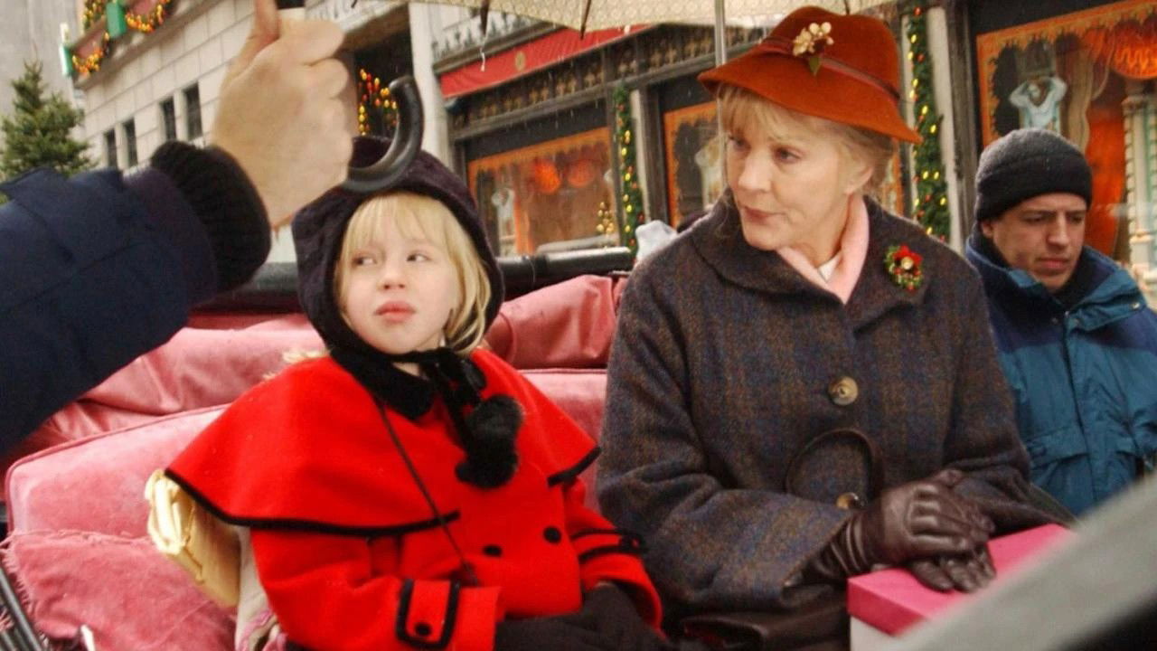 Who Is Mae Schenk? Meet the Star of Amy Sherman-Palladino’s Netflix ...