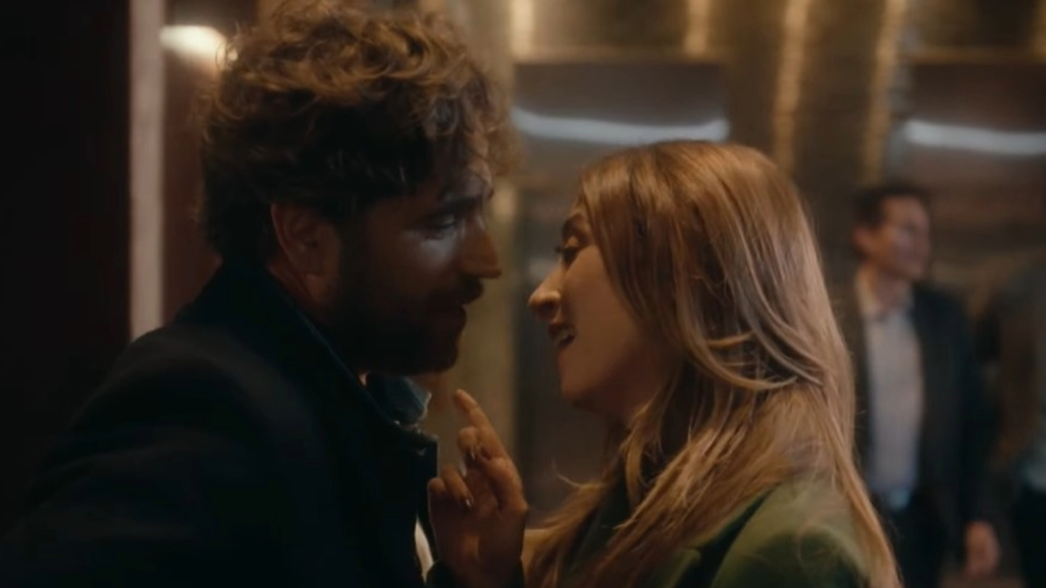 Just Alice Ending Explained: What Happens to the Twins, Pablo, and ...