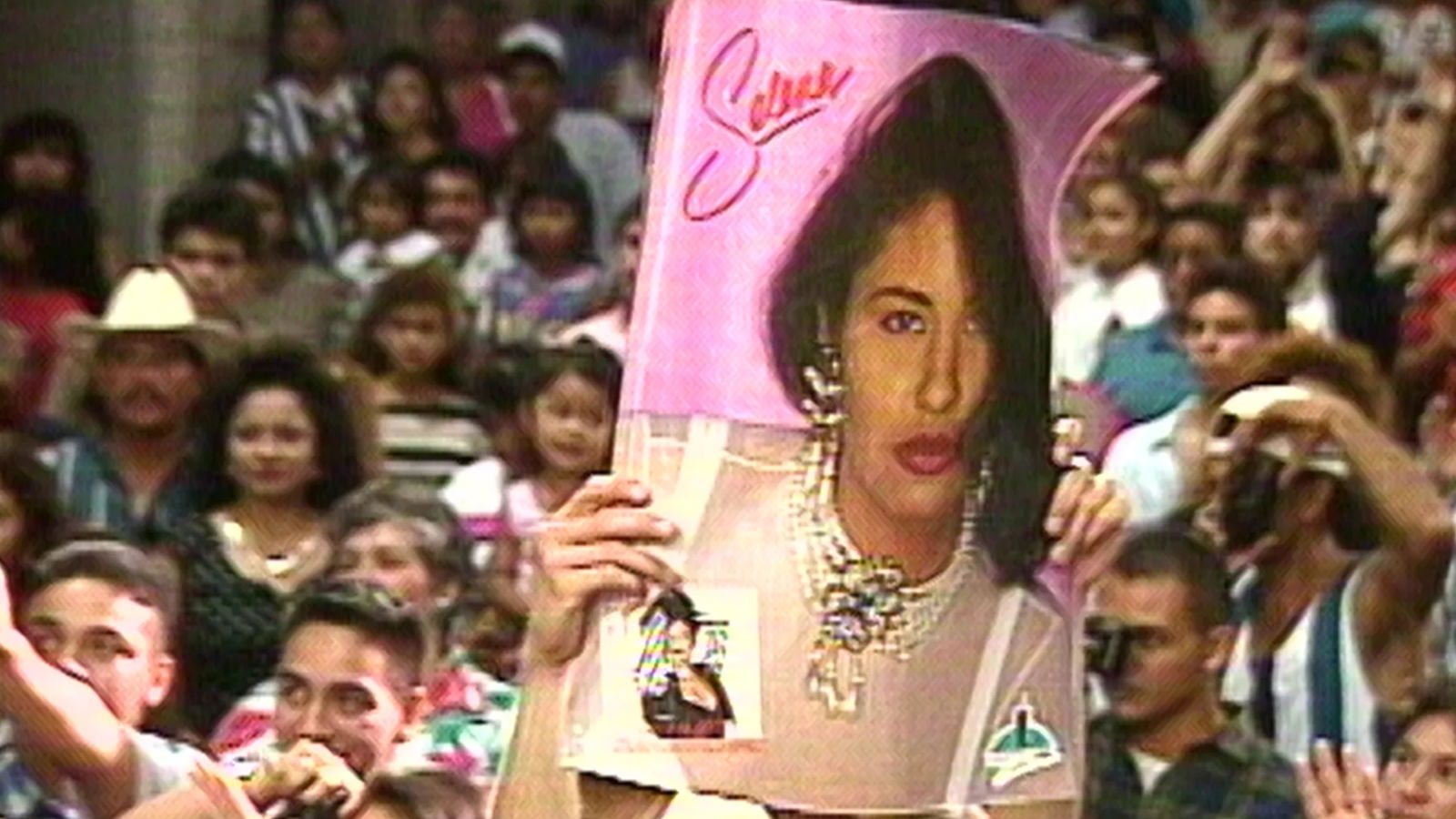 Selena y Los Dinos: How Old Would the Latina Pop Star Be Today?