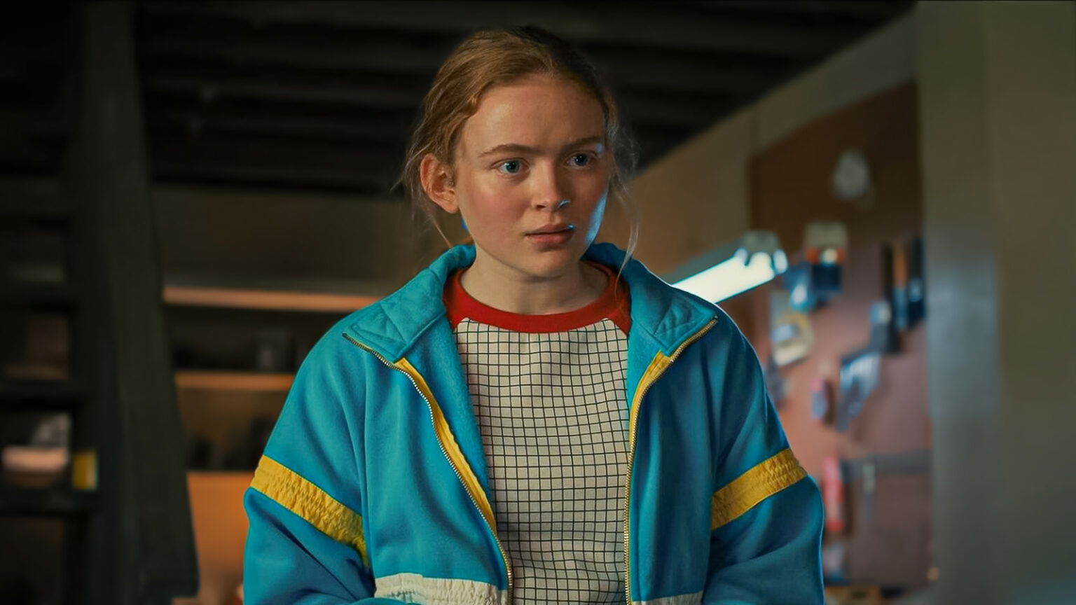 "Torture them": Fans Are Furious as Stranger Things Snow Ball Kiss ...
