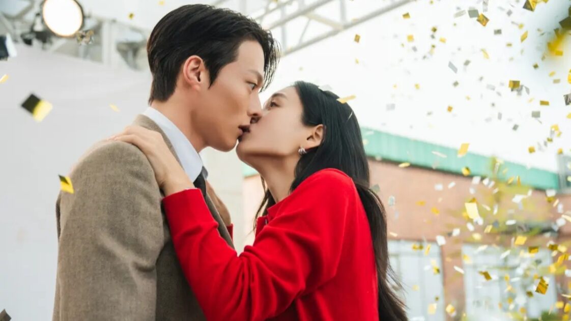 Dynamite Kiss: Why Is Ahn Eun-Jin Surprised?
