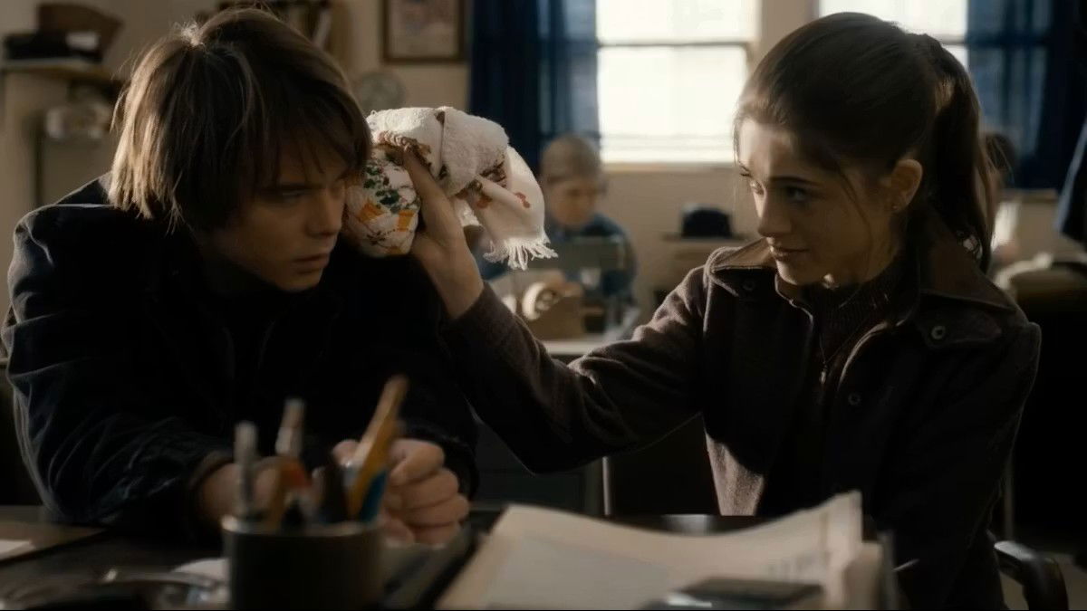 Stranger Things Star Becomes a Parent at 20 & It’s Not Millie ...