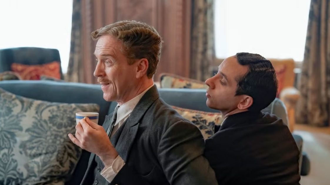 Fackham Hall Review — Unfunny Satire is a Chore to Get Through