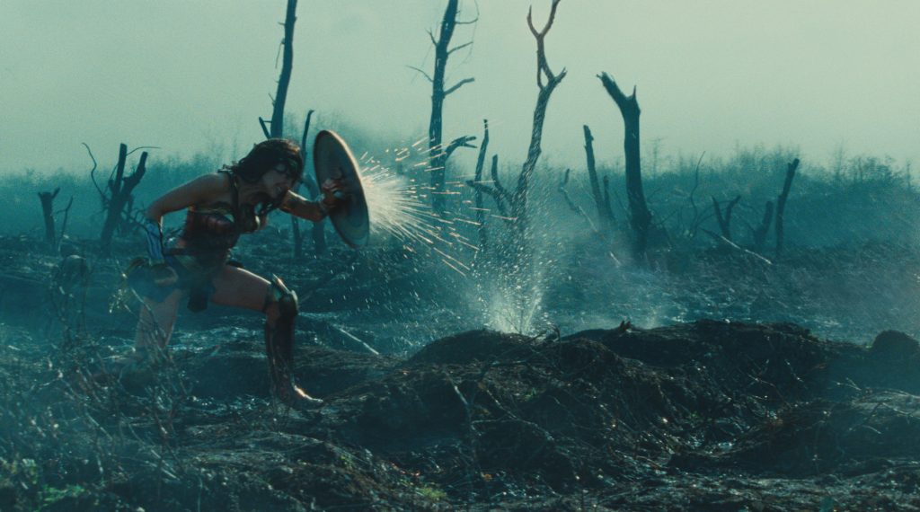 “She’s an objectified icon”: Why James Cameron Hated Gal Gadot’s Wonder ...