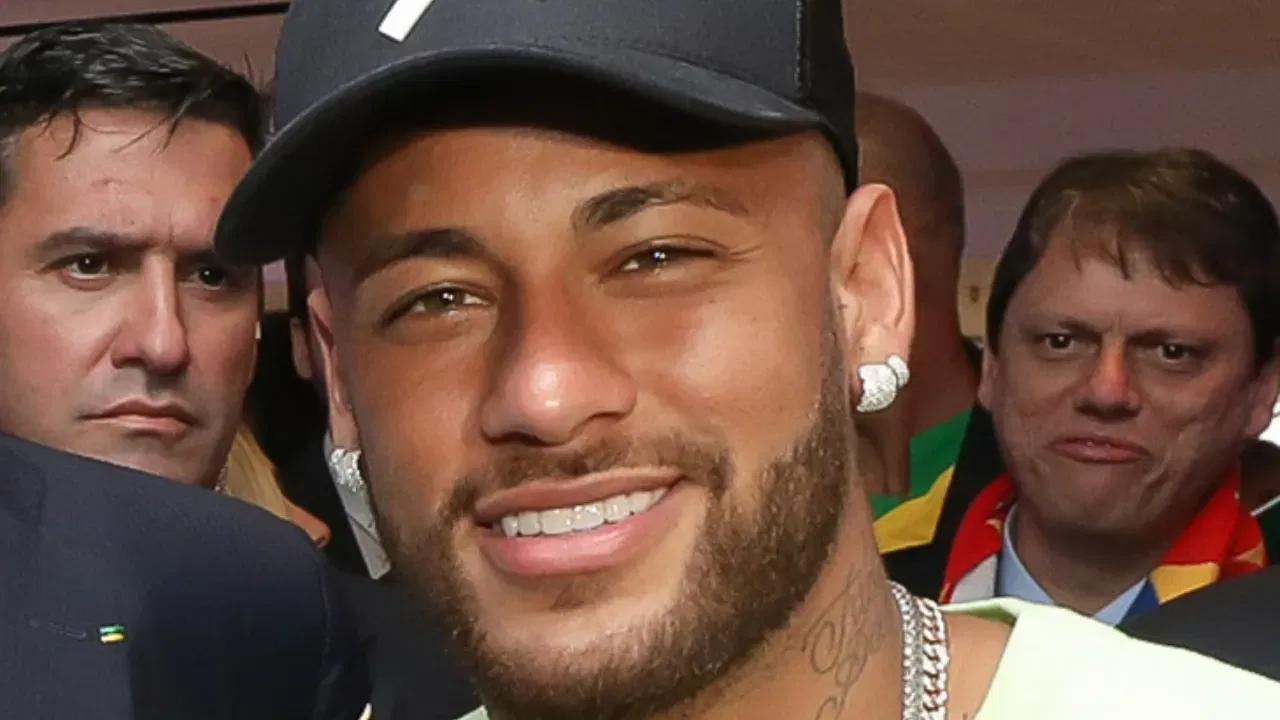 What Is Neymar Jr.’s Net Worth: Soccer Megastar Now Owns The Batmobile ...