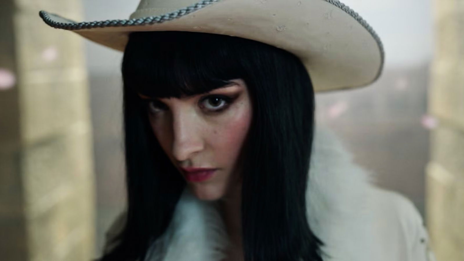 One Piece Season 2 Trailer: Lera Abova Dazzles as Nico Robin, Baroque ...