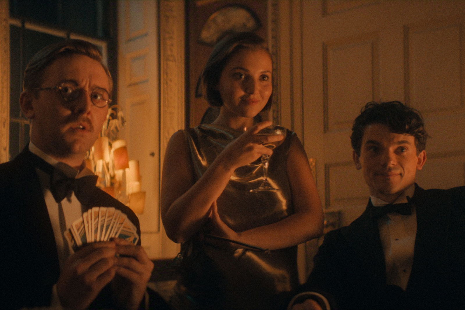 Agatha Christie's Seven Dials Review — A Quick and Intriguing Mystery