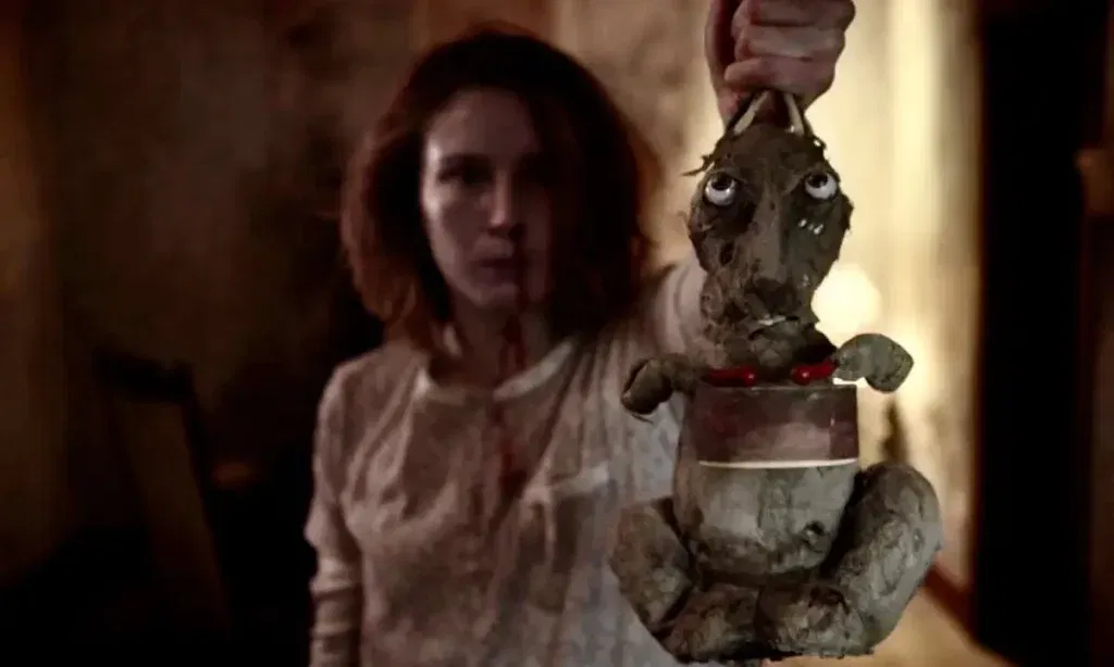 7 Best Indie Horror Movies If You Liked Obsession (& Where to Stream Them)